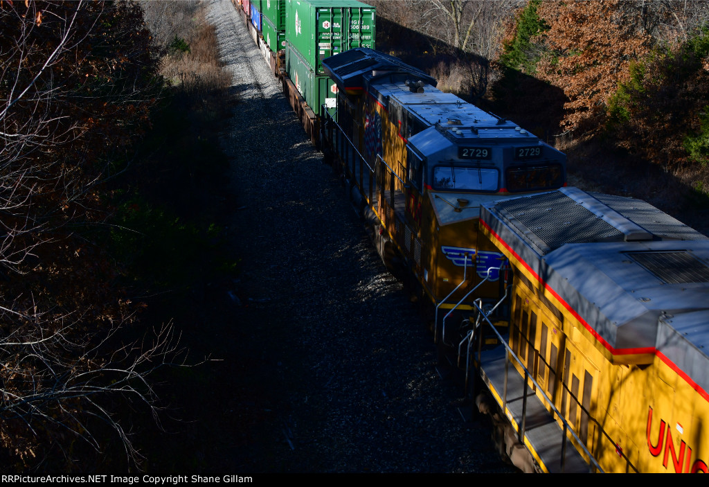 UP 2729 Roster shot.